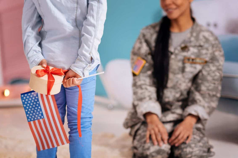 5 Amazing Military Gift Ideas - Decomil Store